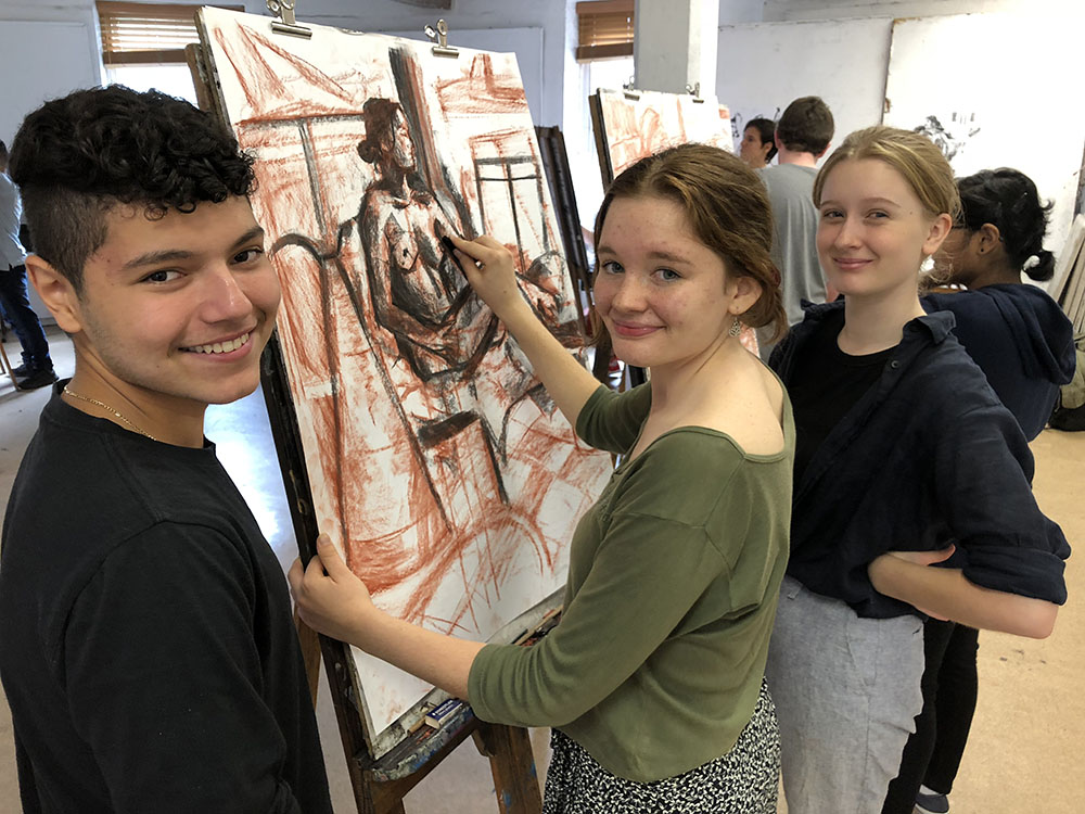 Inner West Courier: Dobell helps develop artistic talents - National ...